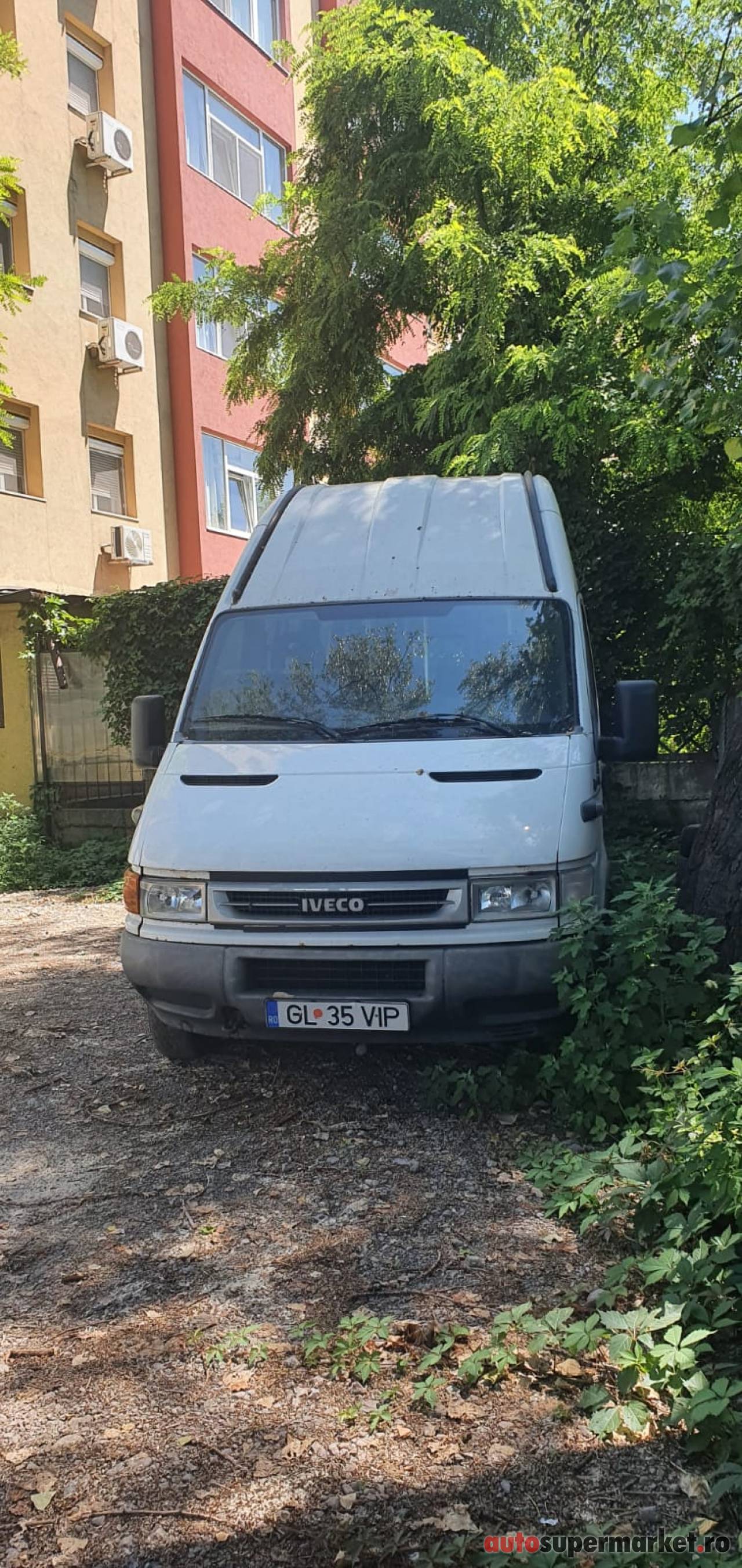 Anunt microbuze IVECO DAILY 50C14 microbuz 28 locuri (17 locuri pe ...